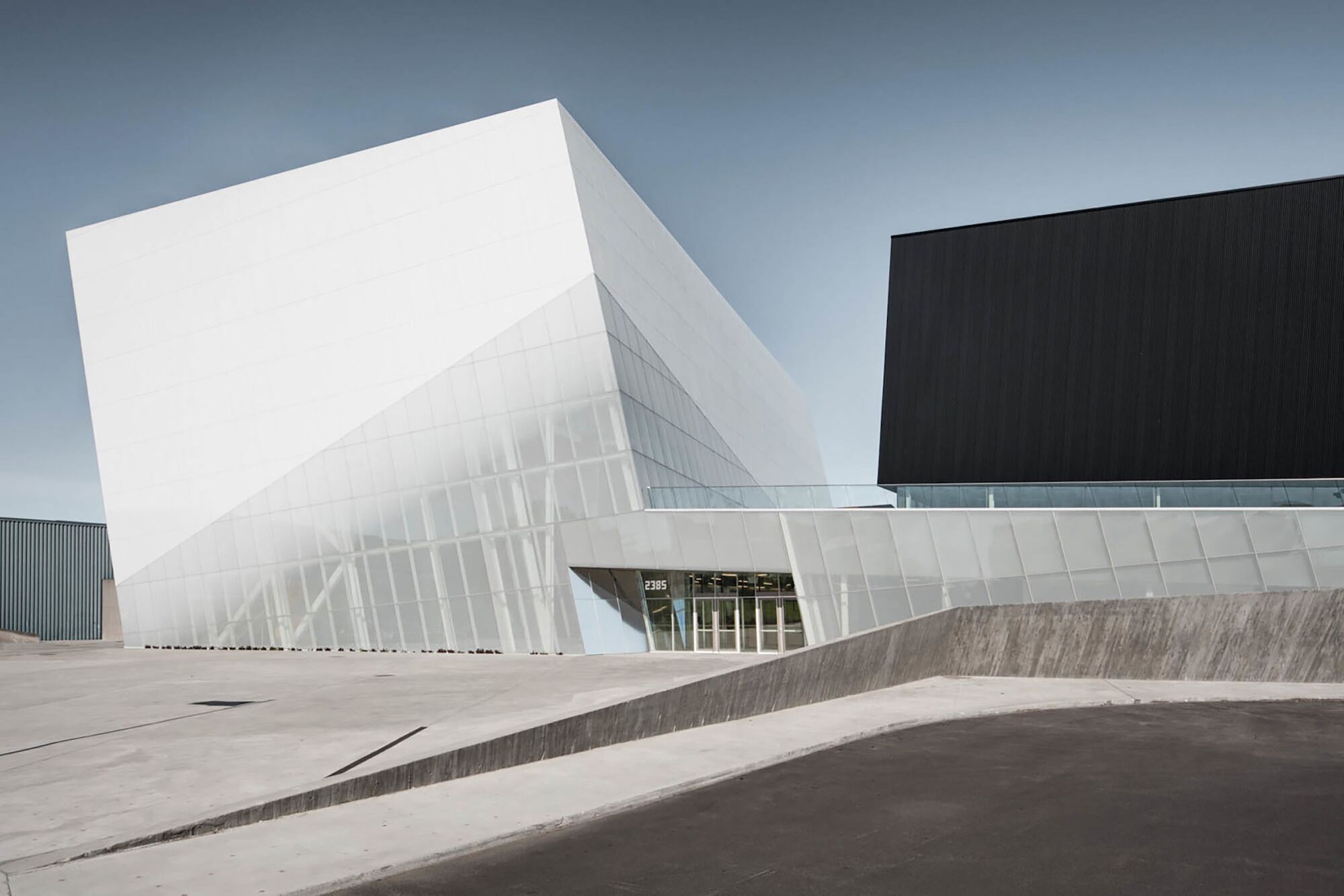 Gilles Saucier and André Perrotte - RAIC | IRAC